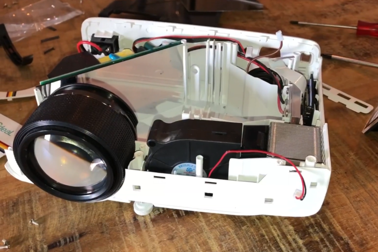 How to Put a Projector Lens Back Together? - ProjectorProfy